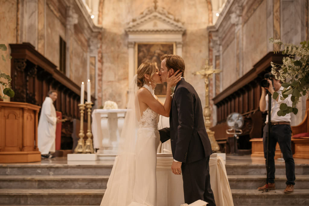 Elevated Simplicity Wedding at Masseria Moroseta | Lifestories by Yann ...